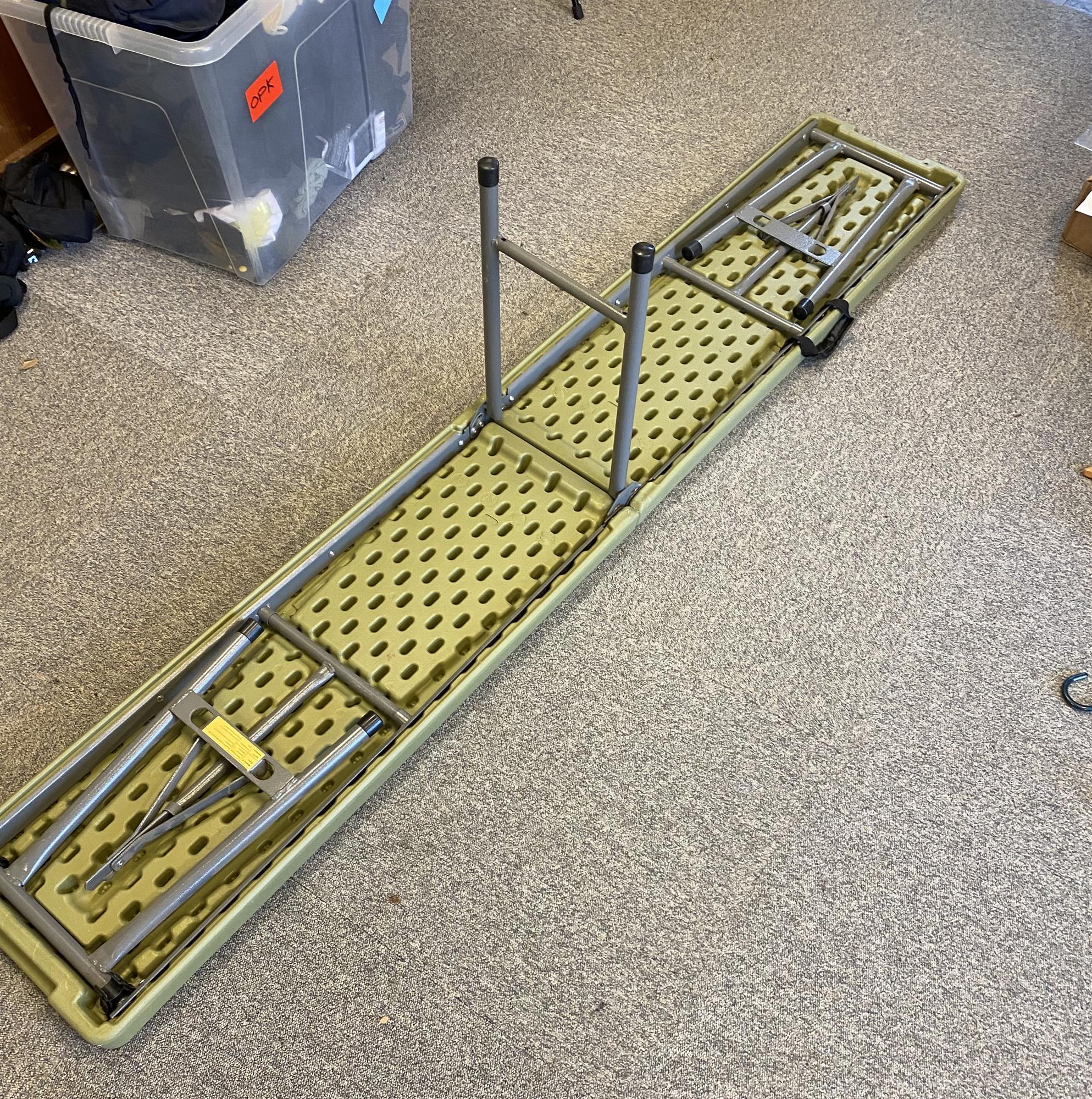 BRAND NEW British Army Surplus BCB international Folding Bench ...