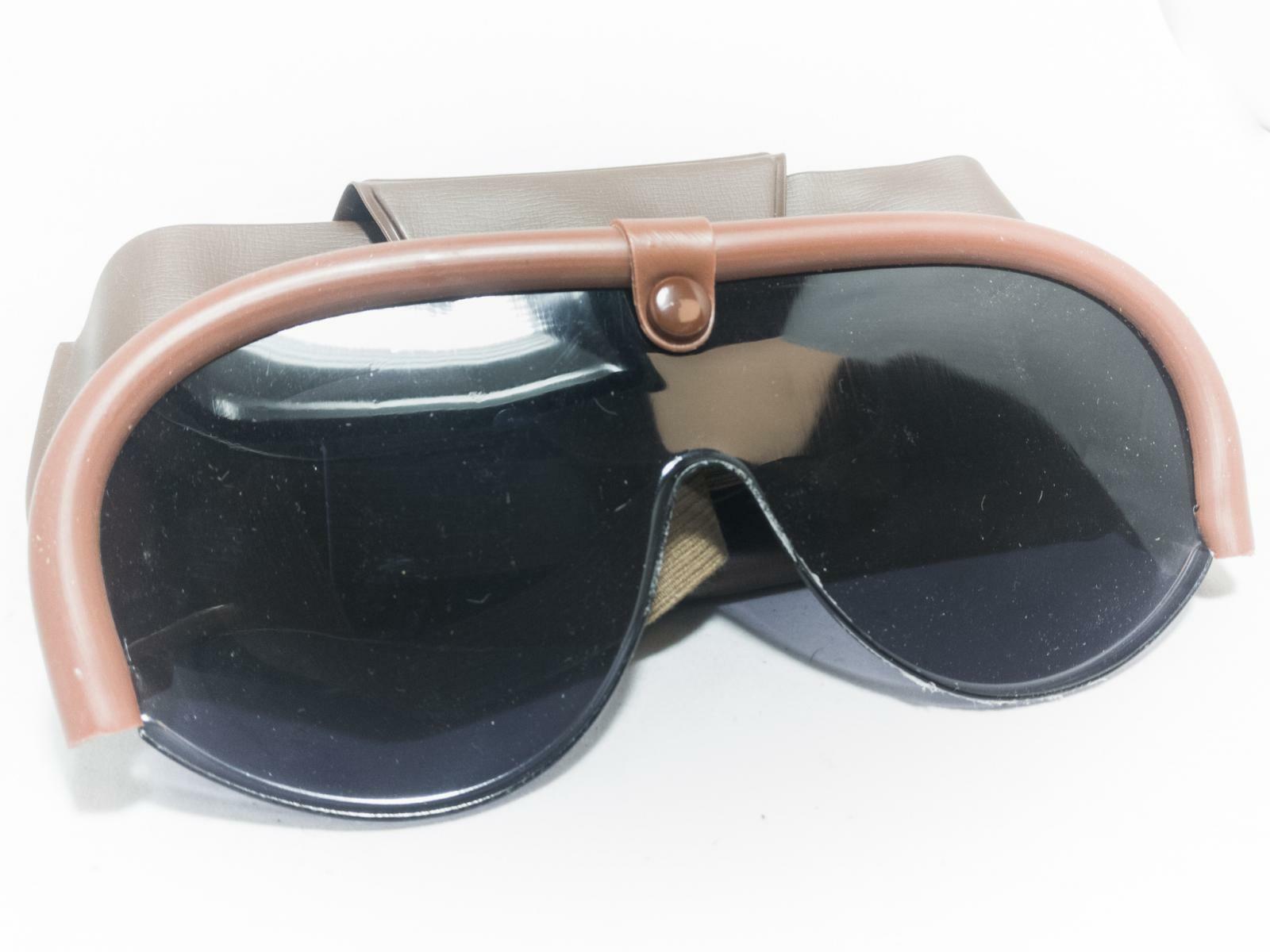 Vintage Italian army surplus TANKERS goggles / sunglasses with case ...